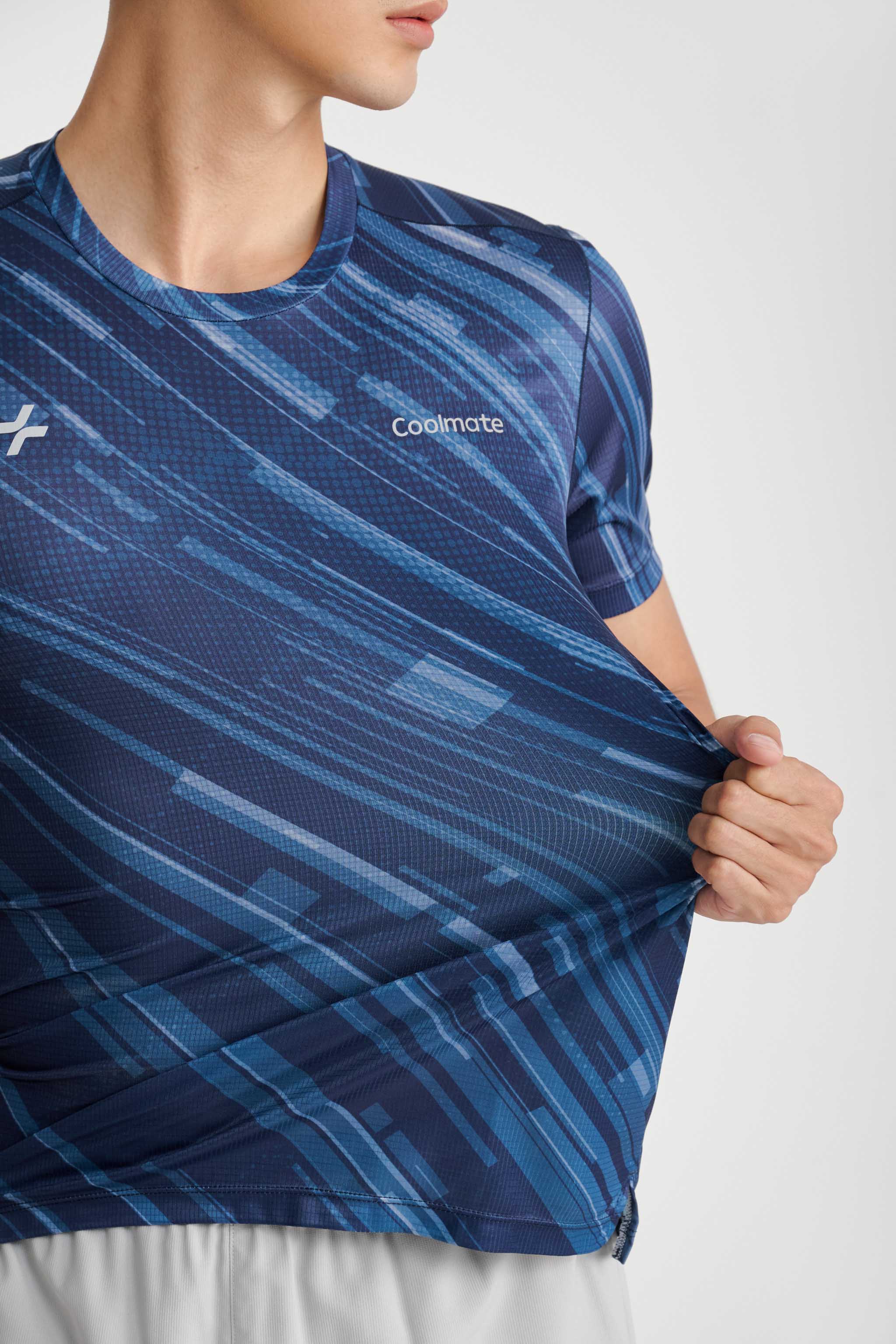 Tshirt Chạy Bộ Nam Airflow Luman Line Nhanh Khô - Coolmate